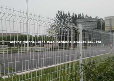 China Los paneles soldados con autógena blanco de la cerca de alambre, alambre ornamental de la inmersión de los paneles 2.8mm-6.0m m de la cerca del metal en venta