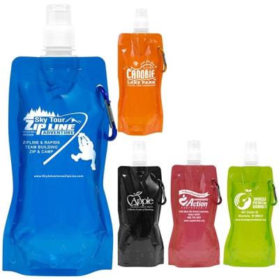 Cina Bottiglia di acqua pieghevole di Logo Imprinted Products Roll Up con l'accoppiamento del Carabiner in vendita