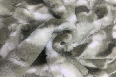 Cina Faux Rabbit Fur Fabric For Cruelty Free Garments in vendita