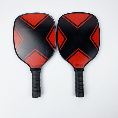Cina Racchetta da paddle pickleball personalizzata in fibra di legno Gioco sportivo a 7 strati in vendita