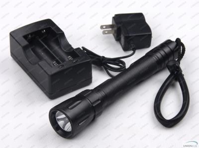 Cina Zoomable ha condotto la torcia elettrica con 1800 lumi, torcia della torcia elettrica principale Cree portatile in vendita