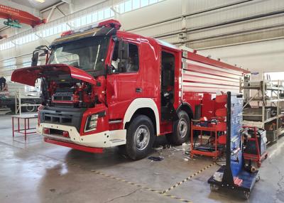 La pompe 60L/S d'amorce de piston coulent les camions de pompiers 20490Kg Max Load de l'eau et de mousse