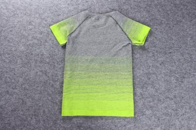 中国 極度の柔らかい感じのスポーツのTシャツの女性、女性試しは継ぎ目が無い越えます 販売のため