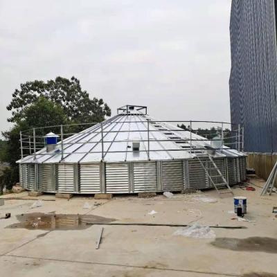 China More available space stainless steel storage grain silo poultry feed silo for sale Te koop