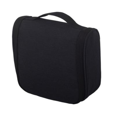 Cina Sustainable Men's Toiletry Travel Bag Cosmetic Waterproof Pouch Hanging Men's Storage Soft Storage Bag in vendita