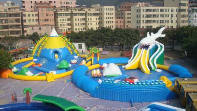 China Geteerde zeildoek van de Dia'spvc van het park het Grote Opblaasbare Water 15 Meterlengte Te koop
