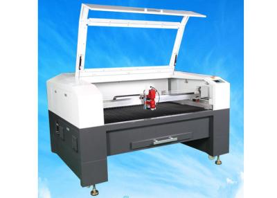 Cina Tagliatrice del laser di CO2 del metallo di industria dell'ANNUNCIO che incide l'acciaio inossidabile di 1.2mm/acciaio al carbonio in vendita