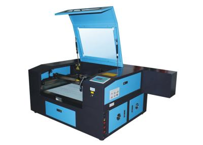 Chine Coupe professionnelle de laser de portable et machine de gravure pour les timbres/carte de visite professionnelle de visite à vendre
