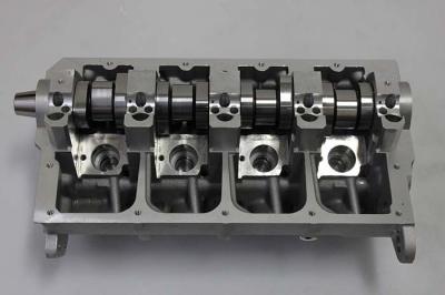 Chine Assemblée OE numéro 1118995 de culasse de moteur diesel de VW d'aluminium à vendre