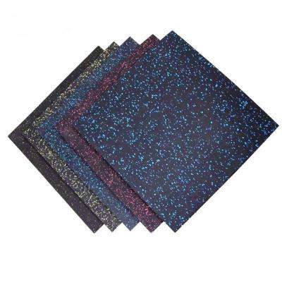 Cina 50cm x 50cm Rubber Floor Tile For Gym Fitness Playground in vendita