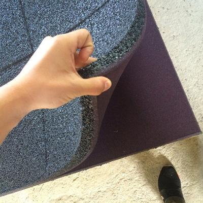 Cina Shock Asorption Rubber Floor Mat Tile Waterproof For Gym Flooring in vendita