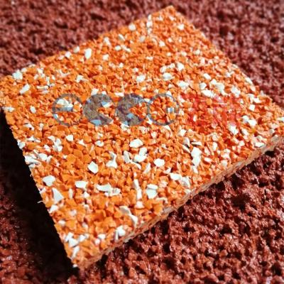 Cina Il granello di gomma della pavimentazione EPDM dei granelli di Infilling variopinto ha versato la particella di gomma sul posto in vendita