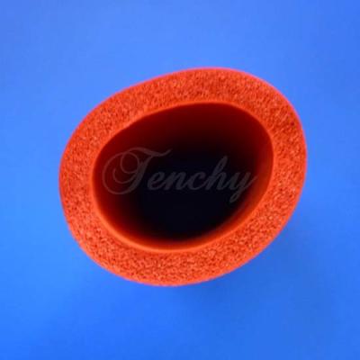 Chine Tuyauterie flexible molle d'éponge de silicone résistante à la chaleur, élongation 250-400% à vendre