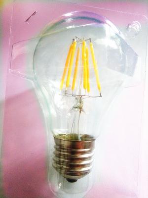 China Bulbo A60 6w del filamento del LED 620 años transparentes de la garantía 110/220v del lumen 2 de la UE de los artículos de Hign de vidrio interior modelo de la calidad retro en venta