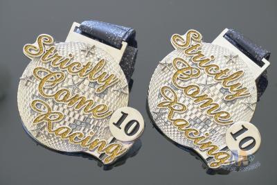 Cina la medaglia d'argento su ordinazione di sport di colore di scintillio della terra 3D, ha annunciato il medaglione corrente del metallo in vendita