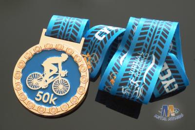 Cina Vada in bicicletta l'elaborazione morbida dello smalto dei bambini funzionata 50K delle medaglie maratone su ordine del metallo in vendita