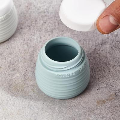 China Shower Gel Soap Mud Travel Toiletry Container Kit Leak Proof 50ml With Screw Lid for sale