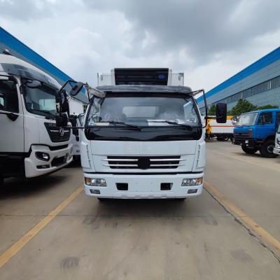 China DONGFENG RUNLI 4x2 New Manual Diesel Refrigerator & Freezer Truck with -18-20C Temperature Range for Sale for sale