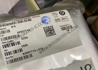 Chine LCMXO2-256HC-4SG32I Porte de champ programmable MachXO2 FPGA IC QFN32 puces FPGA à vendre