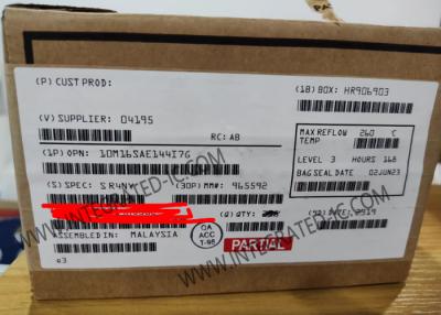 Chine 10M16SAE144I7G Circuit intégré FPGA MAX 10, EQFP144, CI logique programmable à vendre