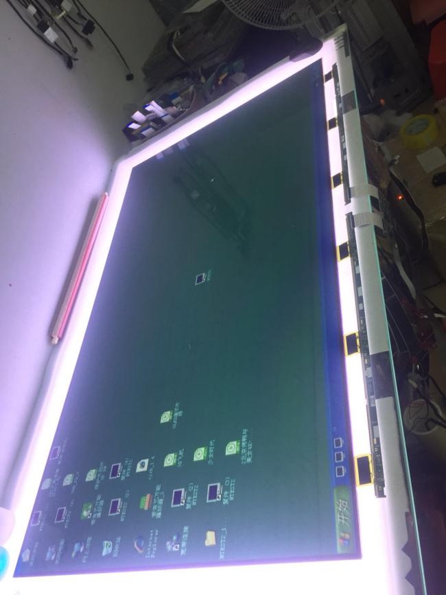 55-inch TFT-LCD display panel side view