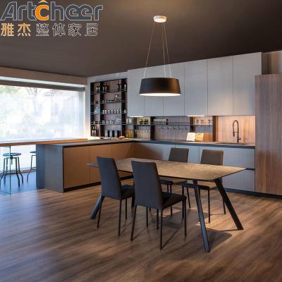 China Modern Style Island u keukenkasten E0 Graad Hout veneer en High Gloss gelakt deurpanelen Te koop