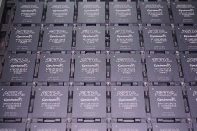 China Al-tera 5Cefa5u19i7n Elektronische Komponenten Diskrete Halbleiter Mikrocontroller IC-Chips 5CEFA5U19I7N zu verkaufen