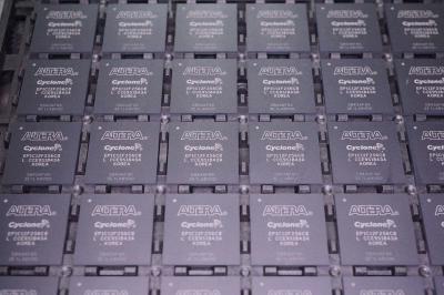 China Al-tera Ep3c16f484i7n Elektronische Komponenten Integrierte Schaltung - 32 Bit Nec Mikrocontroller ic-Chips EP3C16F484I7N zu verkaufen