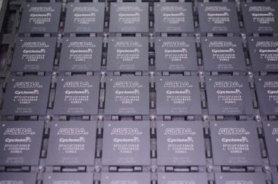 China Al-tera Ep4ce22f17i7n Elektronische Komponenten Integrierte Schaltung 8-Bit-Mikrocontroller IC-Chips EP4CE22F17I7N zu verkaufen