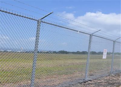 Cina Collegamento a catena galvanizzato immerso caldo di sicurezza che recinta 4FT 5FT con il cavo pungente del rasoio in vendita