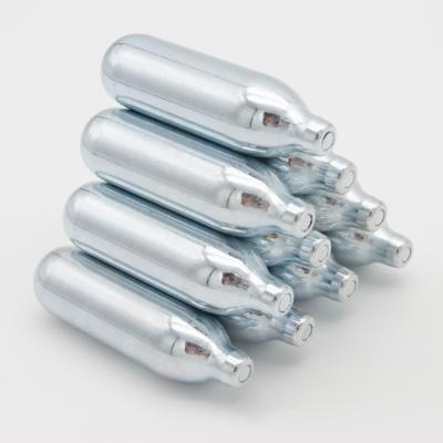 中国 50計算N2oはクリーム色の充電器8g 8.5gのいちごの味を打った 販売のため