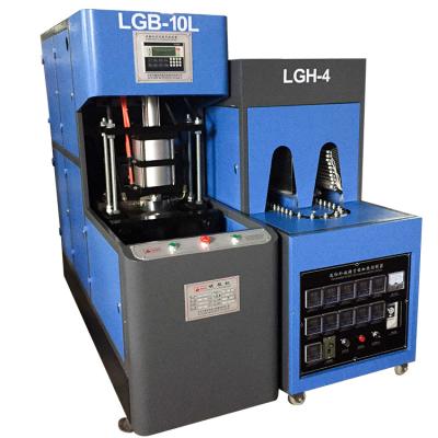 Cina Plastic Bottle PET Blowing Machine Price Bottle Making Machine , Semi Automatic Blow Molding Machine in vendita