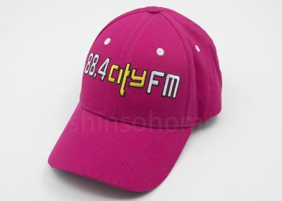 中国 ゴルフ刺繍の男女兼用の綿の野球帽の調節可能な背部閉鎖 販売のため