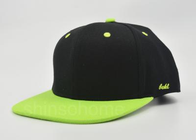 Cina Berretti da baseball normali acrilici degli adulti freschi con verde piano Bill di fluorescenza in vendita