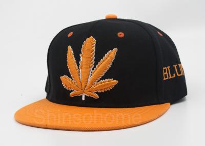 Cina Arancia piana acrilica del nero di 6 del pannello cappelli di Bill con il logo della foglia di acero in vendita