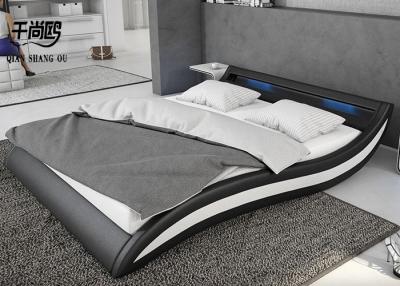 Chine Les biens élégants LED ont tapissé le lit/lit en cuir moderne personnalisable à vendre