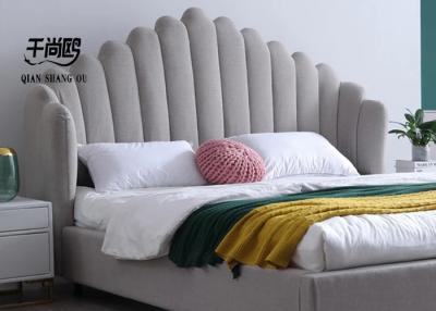 Chine Doux superbe respirable de toile du Roi Size Upholstered Beds de chambre à coucher à vendre