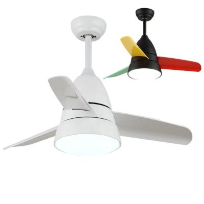 Cina Le pale a 36 pollici dell'ABS arrossiscono la luce 3000K 4000K 6500K del ventilatore da soffitto del supporto in vendita