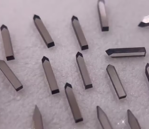 Diamond cutting stylus profile view