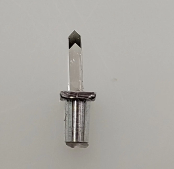 Diamond stylus tip microscopic view