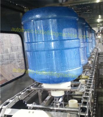 China 150BPH ocupação pequena resistente à corrosão do espaço da máquina de enchimento da água de 5 galões à venda