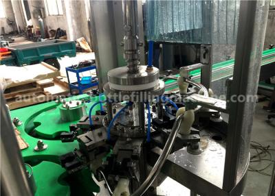 Cina 5.88KW piccola tappatrice di riempimento risciacquante, attrezzatura di riempimento del liquido normale di pressione in vendita