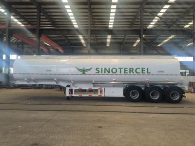 Chine Semi-remorque à réservoir de carburant de 40 à 60 m3 avec 3 essieux et 12 pneus à vendre