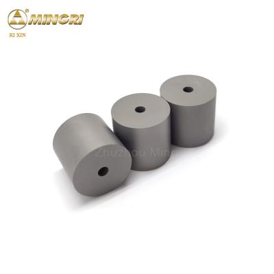Chine La matrice se dirigeante froide cylindrique en acier de carbure de tungstène de goupilles de tungstène a adapté aux besoins du client à vendre