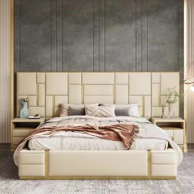Chine Pièce de résidence hôtelière de lit de taille de Bentley Luxury Leather Cowhide King grande à vendre