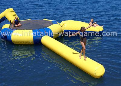 Китай Коммерчески раздувные игрушки воды, скачка Aqua спортов неистовства с Trampoline/шариком журнала продается