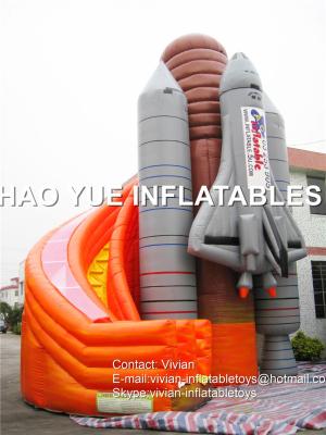 中国 巨大なカスタマイズされたロケット膨脹可能な水スライドおかしい家族の膨脹可能なおもちゃ 販売のため