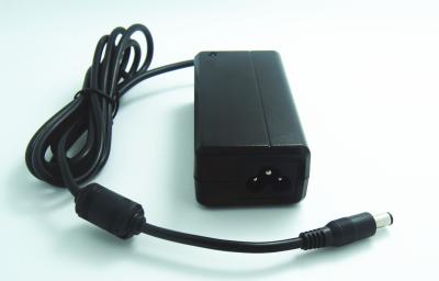 Китай 30W 15V 2A вывело наружу с переходникой силы DC гнезда C6 всеобщим для LCD TV, светов СИД продается