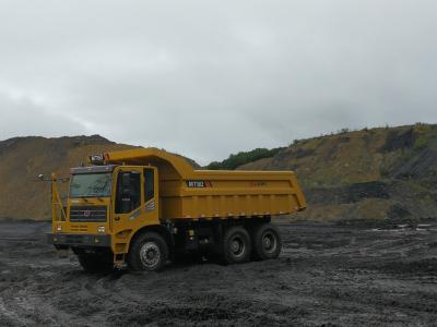 중국 2 역변속기 MT60 MT86 MT106 광산 트럭 6X4 60-70 톤 유료 화물 판매용