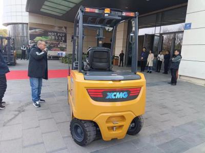 중국 좋은 성능과 2540mm 높이를 저렴한 가격에 사용 된 3.8 톤 포크리프트 판매용